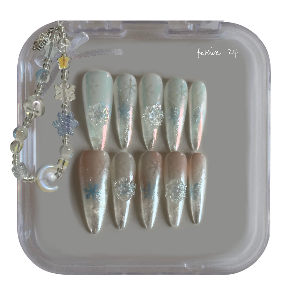 Your Collection of All Stick-On Nails Must-Haves – YIJIU