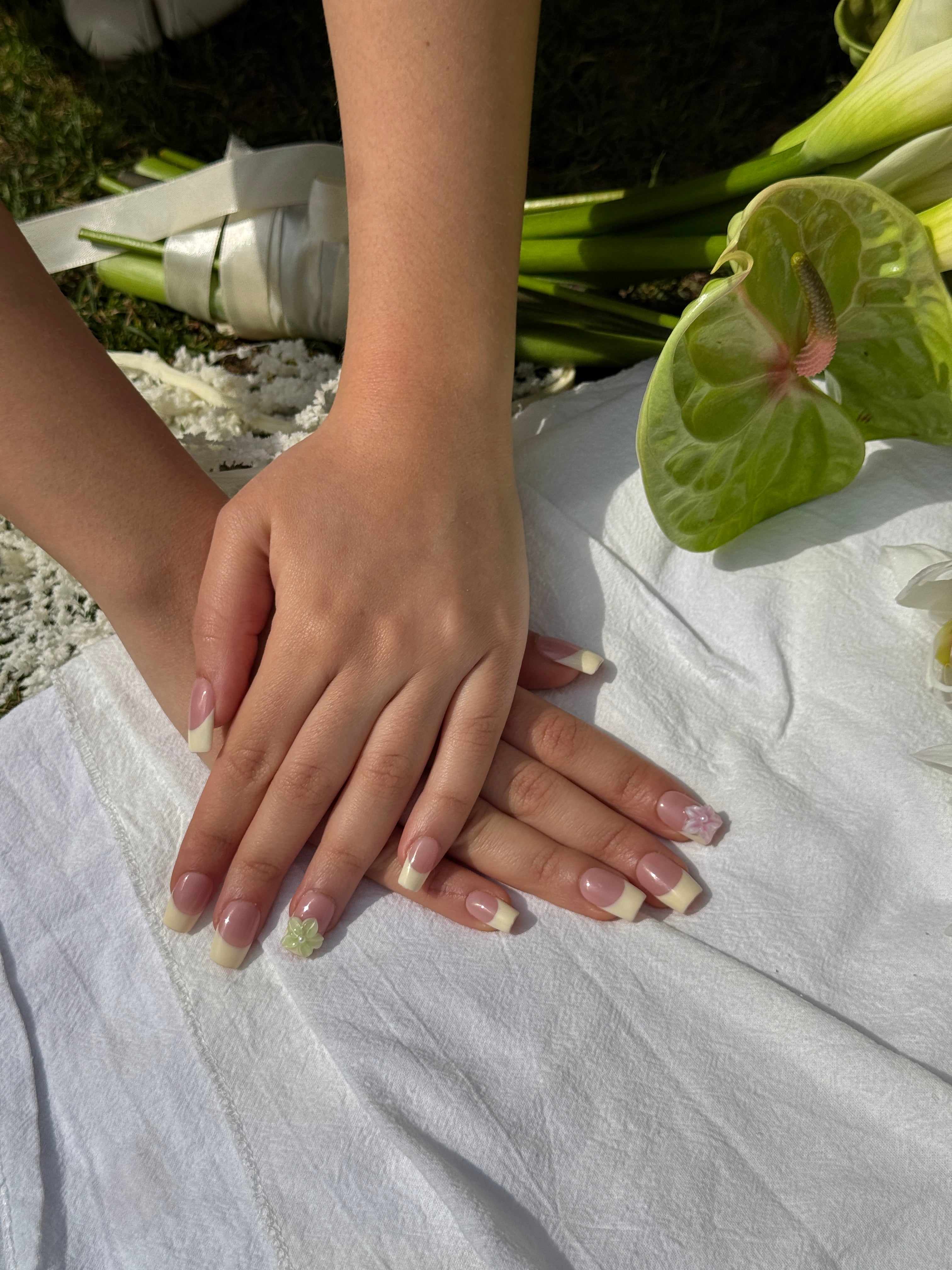 Lemon Picnic: Creamy Yellow French No.1 Press-On Nails by YIJIU