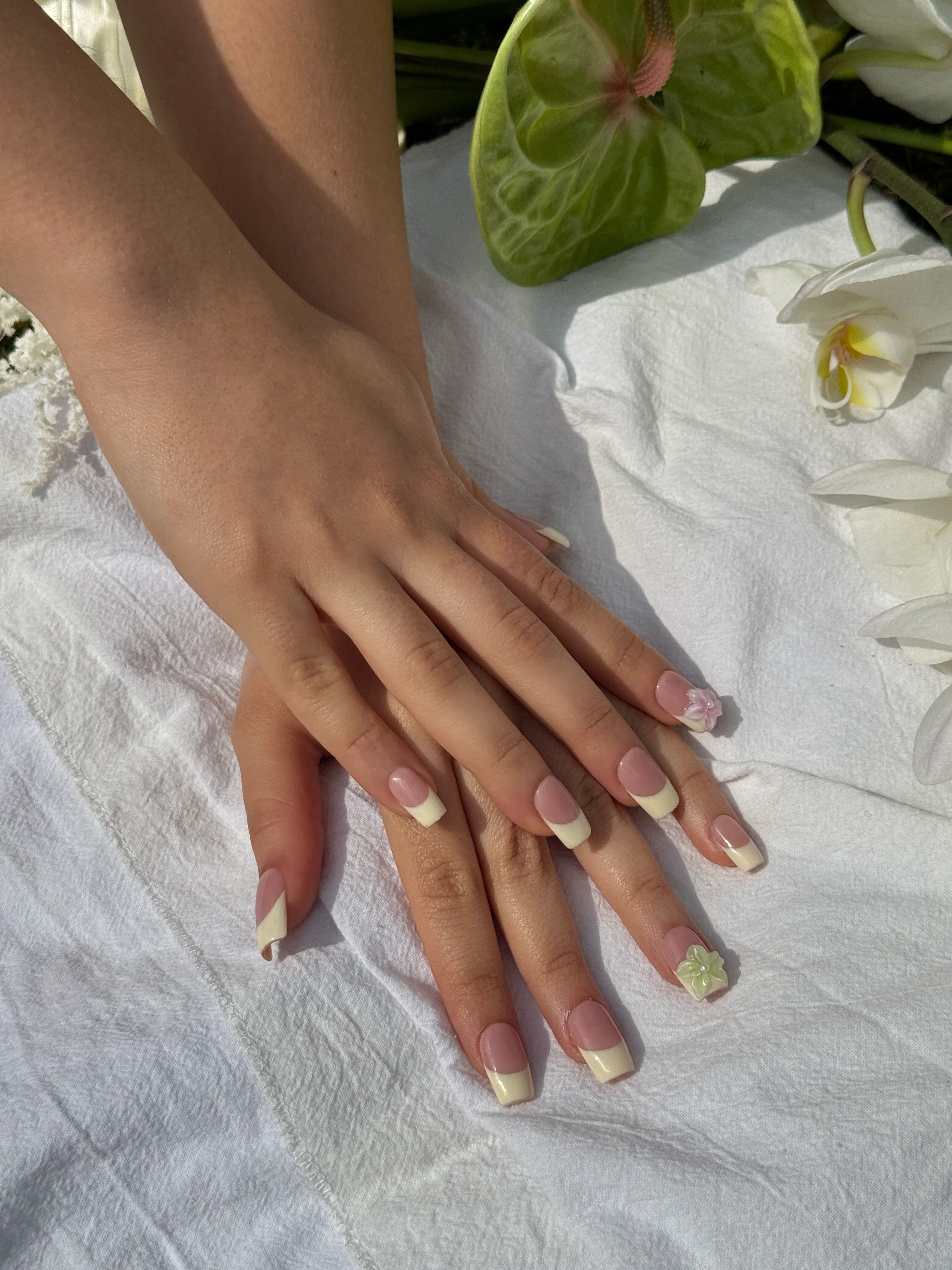 Lemon Picnic: Creamy Yellow French No.1 Press-On Nails by YIJIU